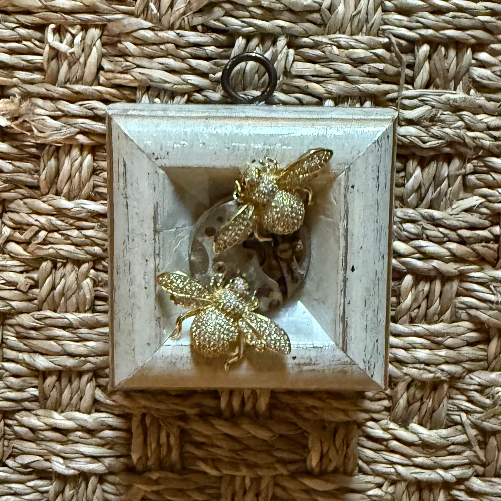 Museum Bees - Hunt and Bloom